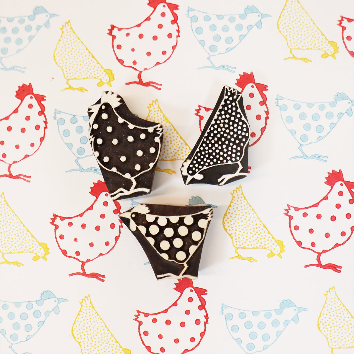 Indian Wooden Block Set - 3 Chickens – The Indian Block Print Co.